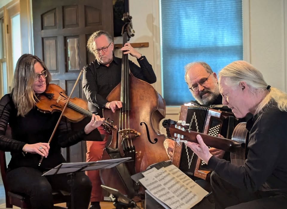 Amelie Quartet - Yellow Scene Magazine